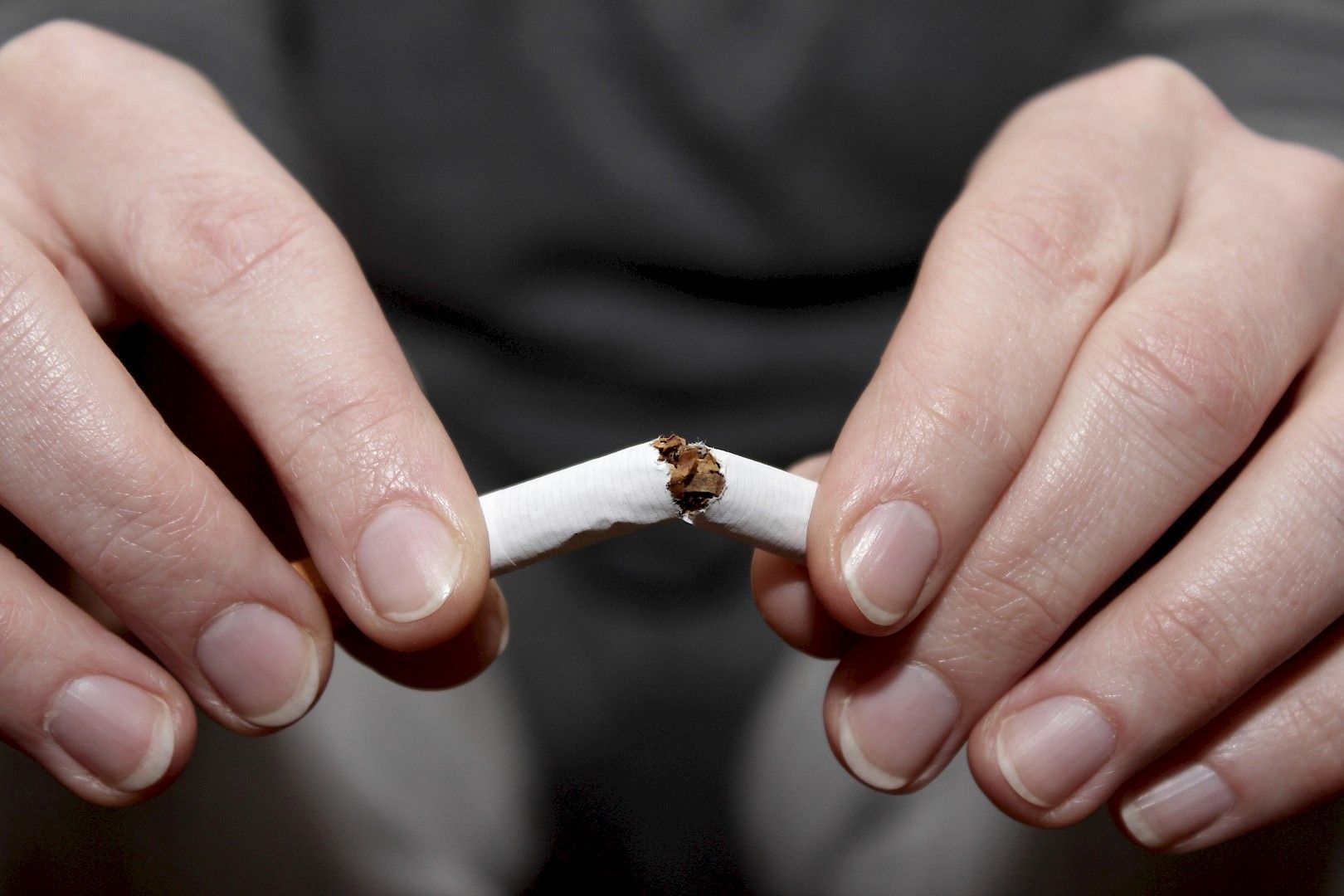 Tupakkavieroituslääkkeen turvallisuutta epäillään - Lääkärilehti