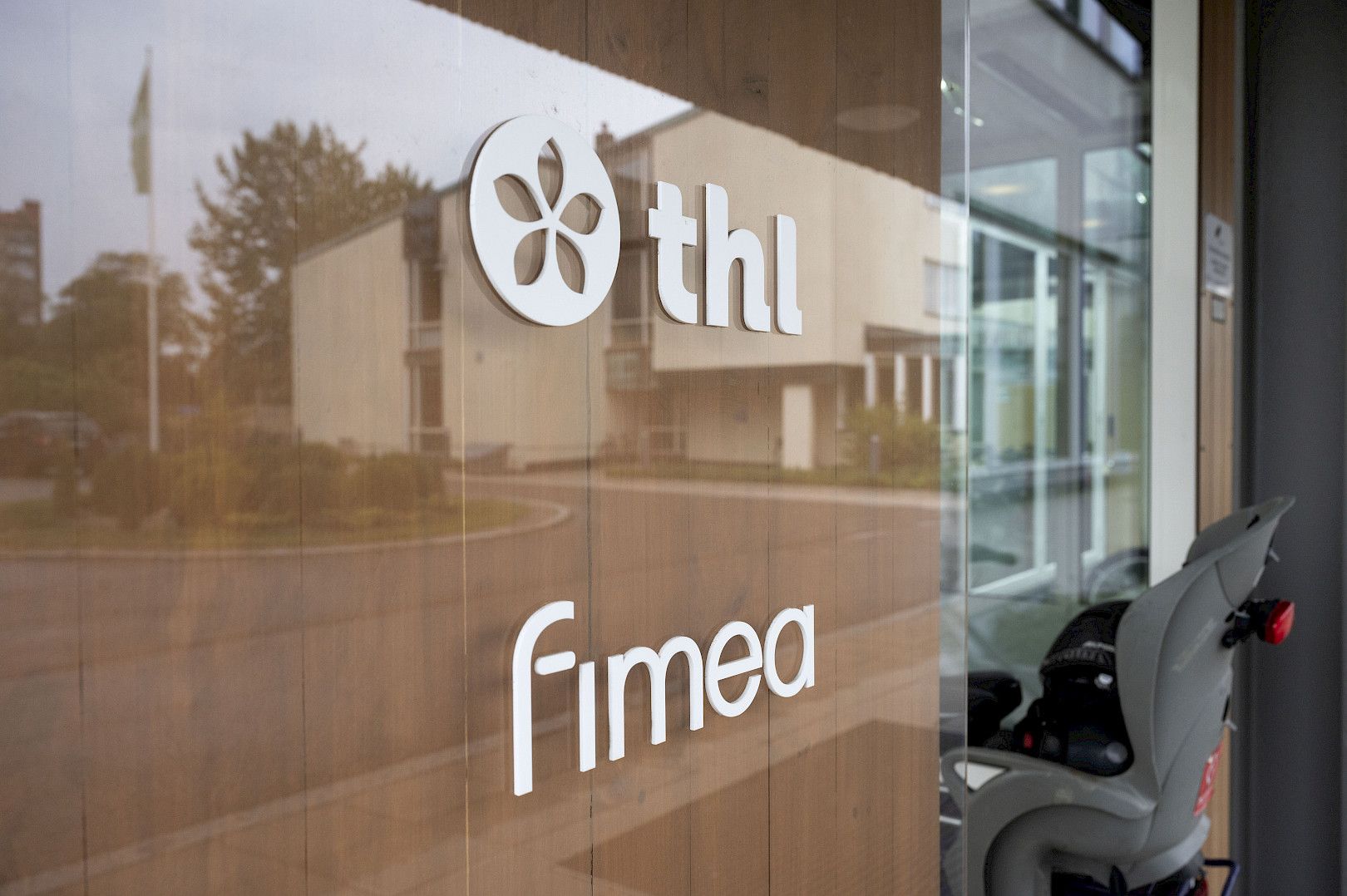THL: Voimakkaasti immuunipuutteisten tehosterokotuksista päättää ...