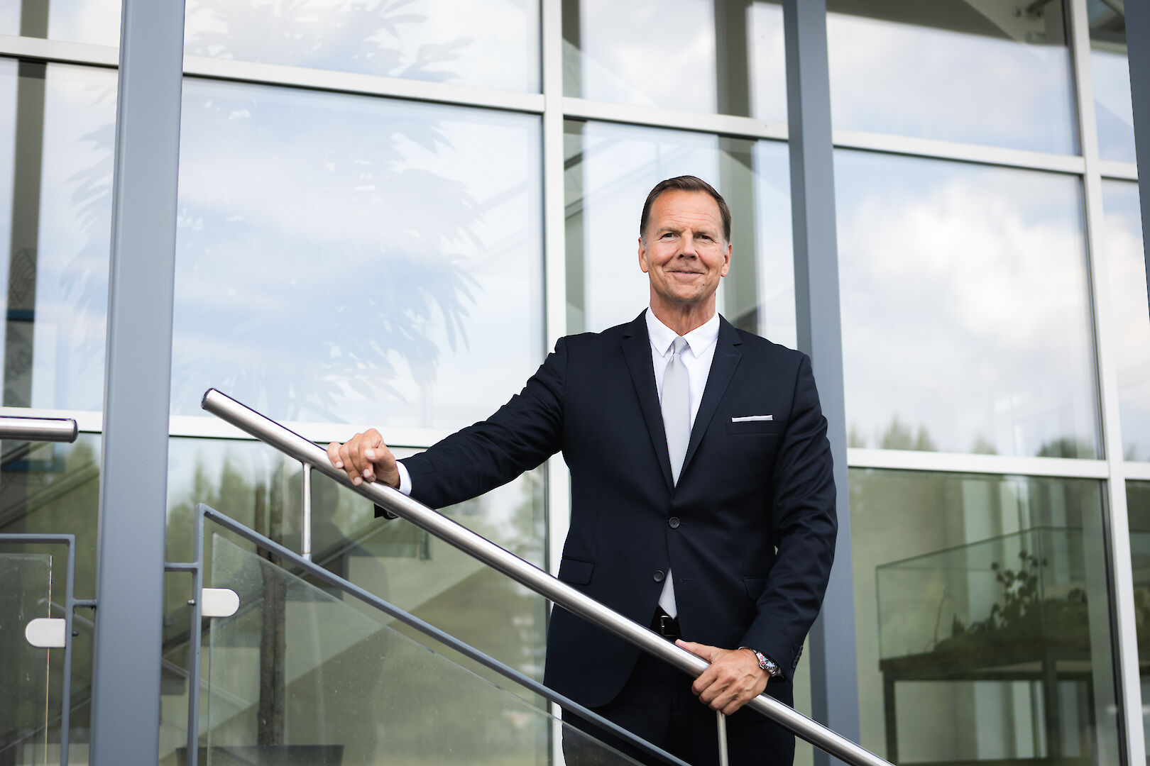 Jan Tollet eroaa Keski-Suomen hyvinvointialueen johdosta - Lääkärilehti